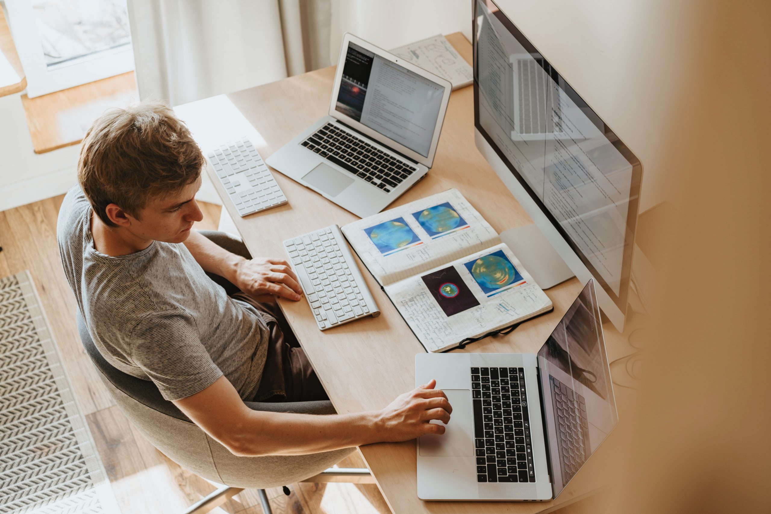 How to Manage Customers Using Microsoft 365 Products